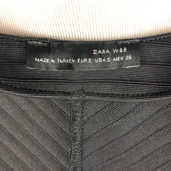 Zara | Tops | Zara Black Front Zip Ribbed Crop Top Small | Poshmark